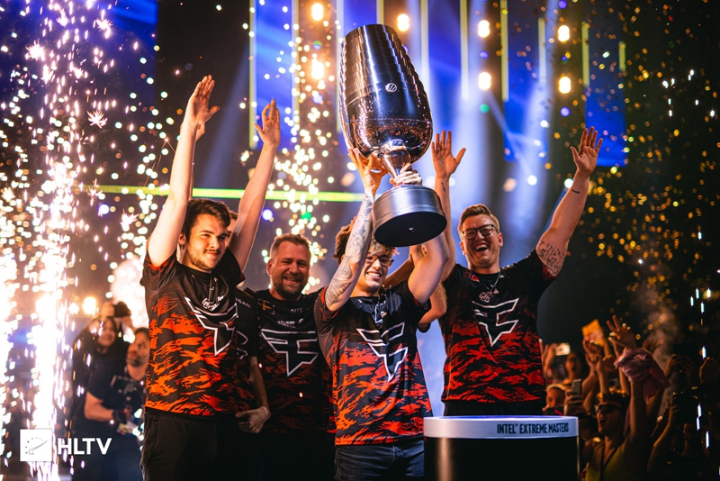 HLTV 7月世界排名：FaZe巩固榜首位置